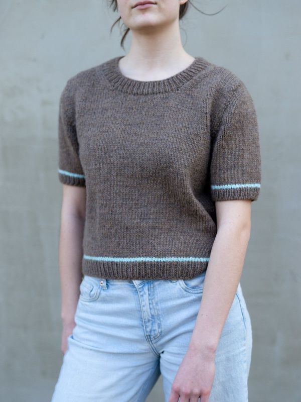Knitting pattern for the Ruke Amelie blouse