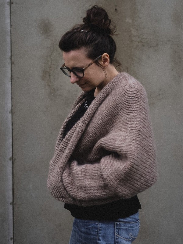 Knitting pattern for Light air cardigan